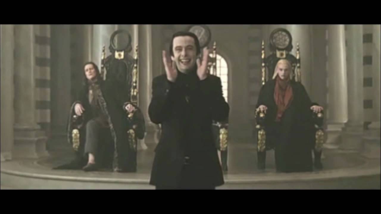 Aro's Laugh - YouTube