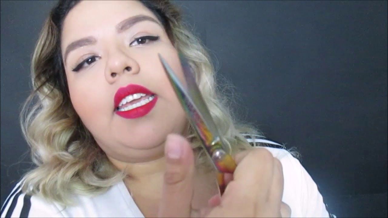 COMO TOMAR LA TIJERA DE CORTE Y COMO CORTAR CON TIJERA LA PARTE DE ...