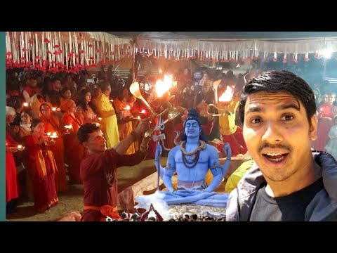 Mahashivratri even in sidha baba temple\\ a large crowd of people in ...