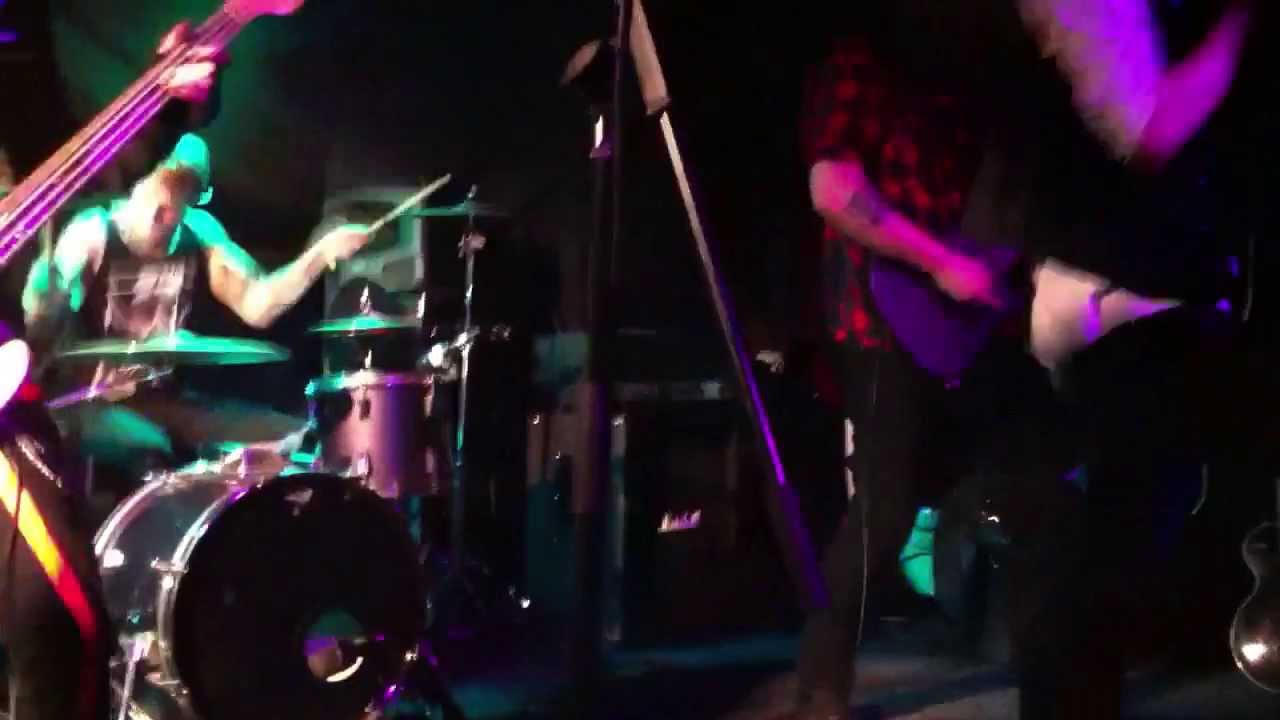 Follow My Lead-Crestfallen(Live) - YouTube