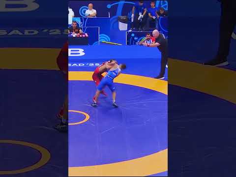 Elmir Əliyev (55 kq) möhtəşəm fəndlə U23 dünya çempionatının finalına yüksəlir 😉