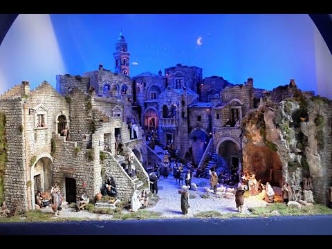 Il presepe monumentale che riproduce i Sassi di Matera a Palazzo Marino ...