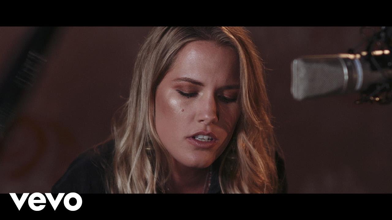 Alex Maxwell - Foolish Ways (In Studio) - YouTube