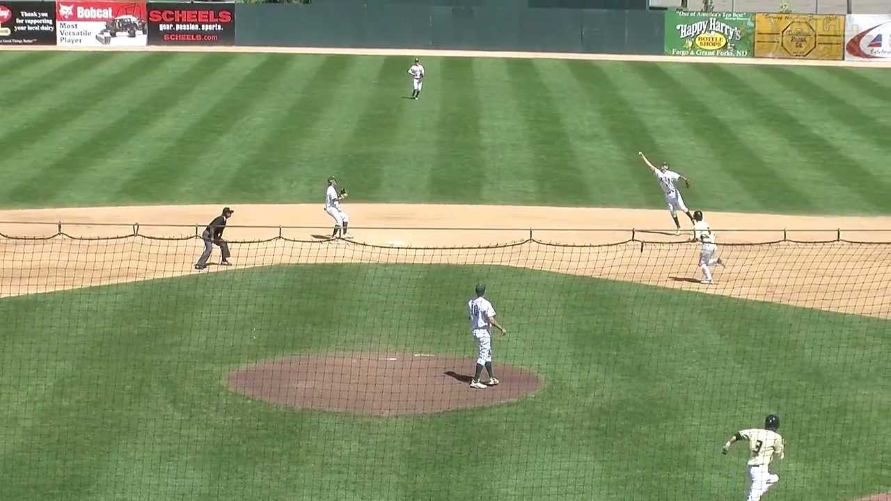 NDSU Baseball's Three Straight Defensive Web Gems - YouTube
