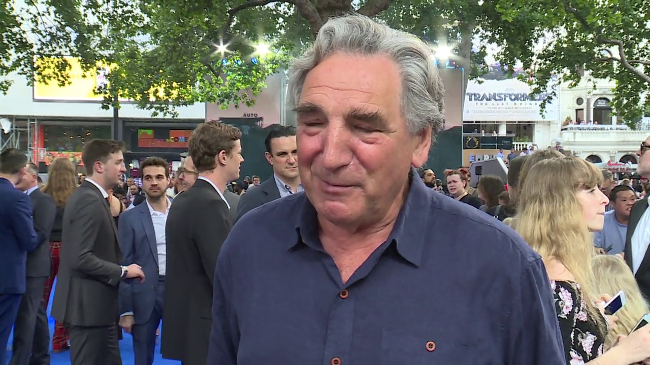 Transformers: The Last Knight - red carpet Jim Carter (Official Video ...