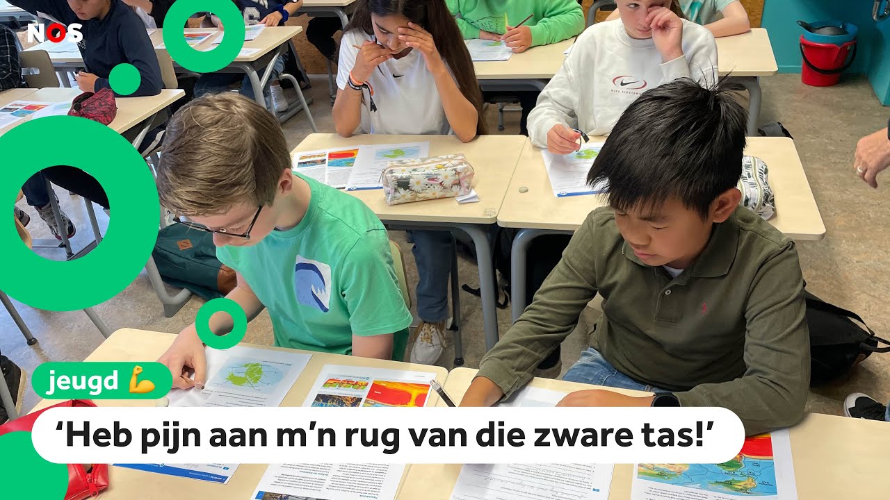 Kinderen van basisschool spelen dag op de middelbare na - YouTube