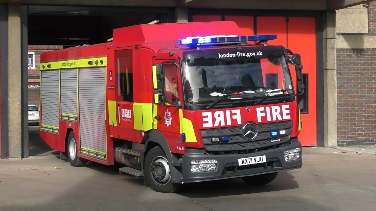 London Fire Brigade - Bethnal Green FRU Turnout - YouTube