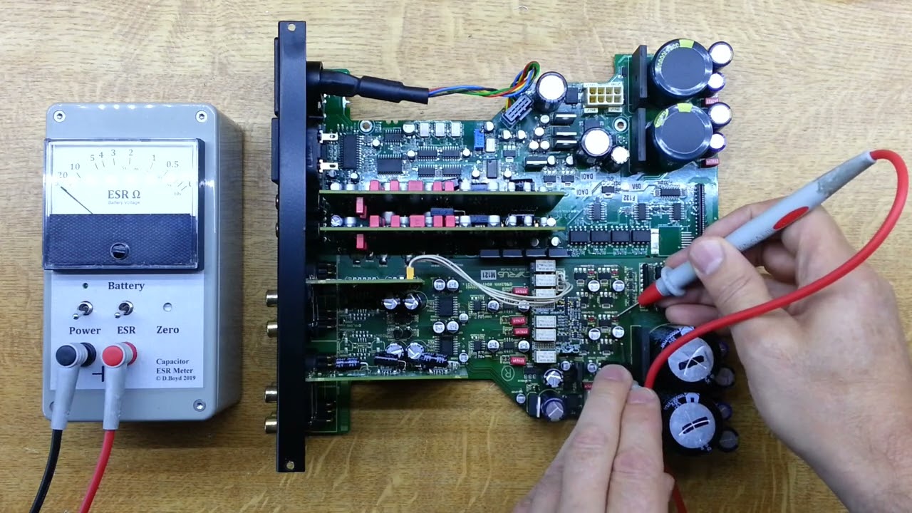 Repair of a Cyrus DAC XP Signature - YouTube