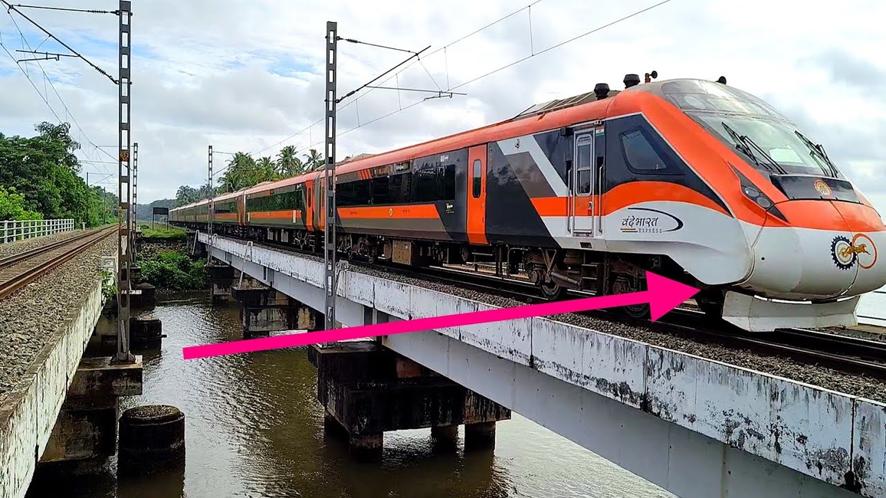 HIGH SPEED🔥 VANDE BHARAT TRAINS CROSSING BRIDGE | FULL SPEED TRAIN ...