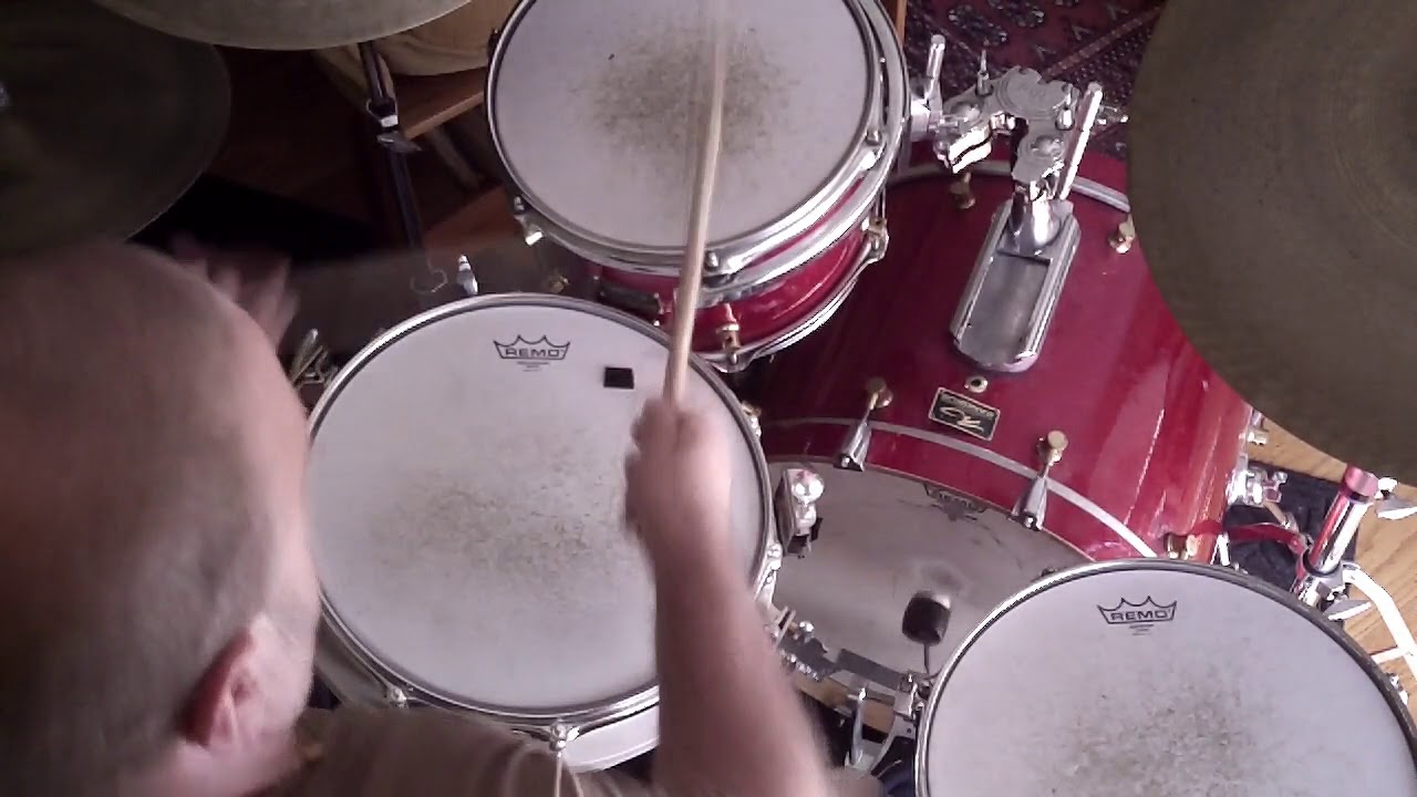 Peppe Merolla drum solo based on Triplets and more - YouTube