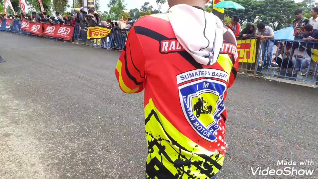 Gila Suzuki smash road race bsa juara podium bersaing dengan jupiter ...