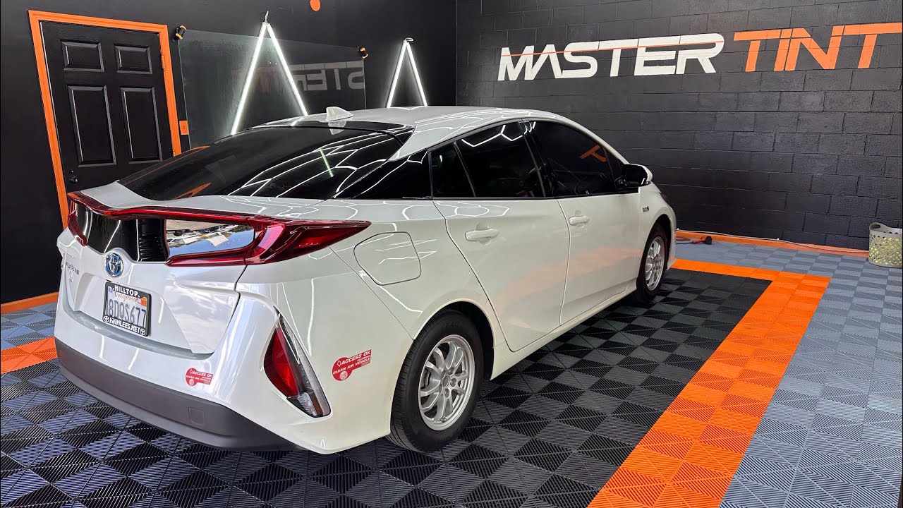 Toyota Prius prime, front windshield tint - YouTube