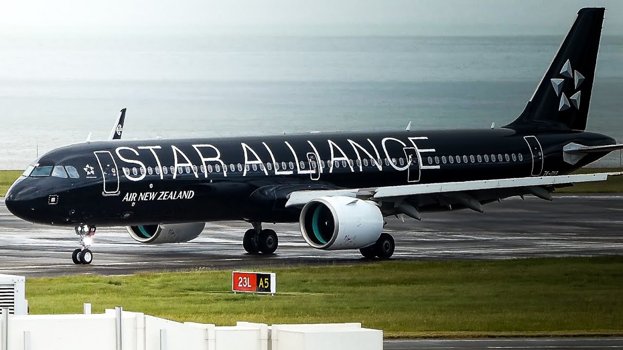 Newest All Black Star Alliance Livery A321NEO landing at Auckland ...