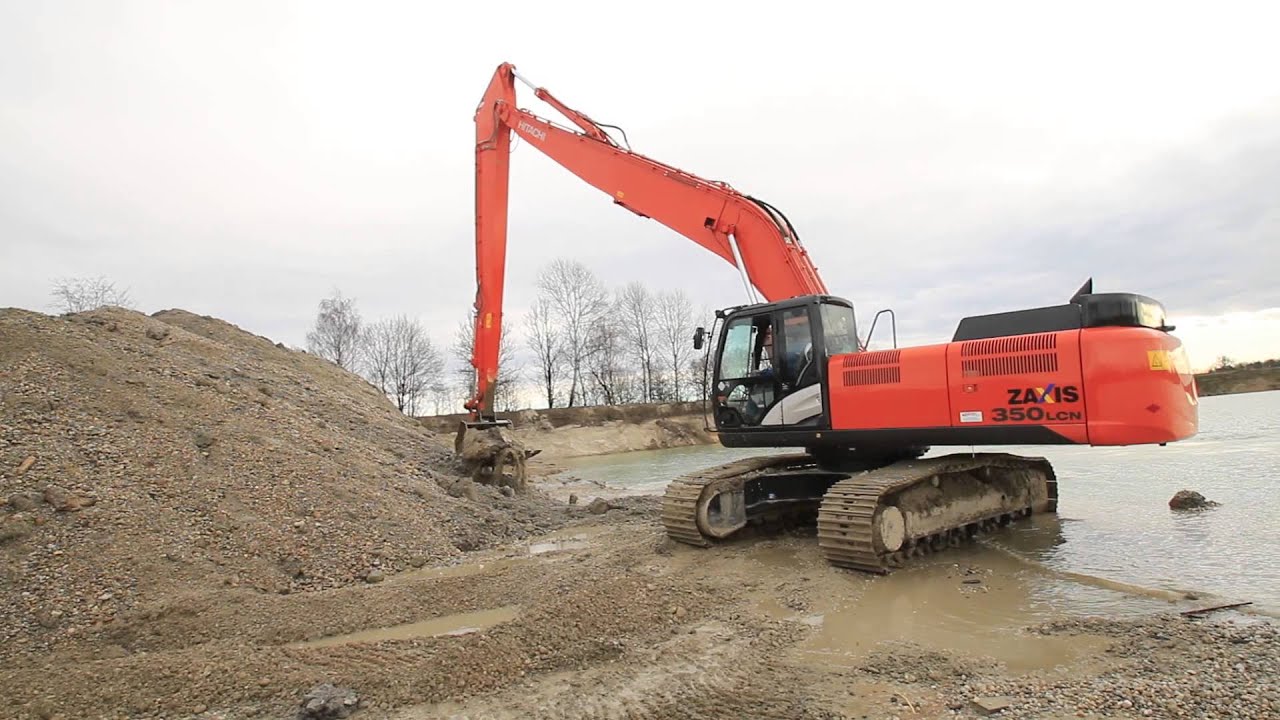 HITACHI ZX350NLC-5 Long Reach digging gravel - YouTube