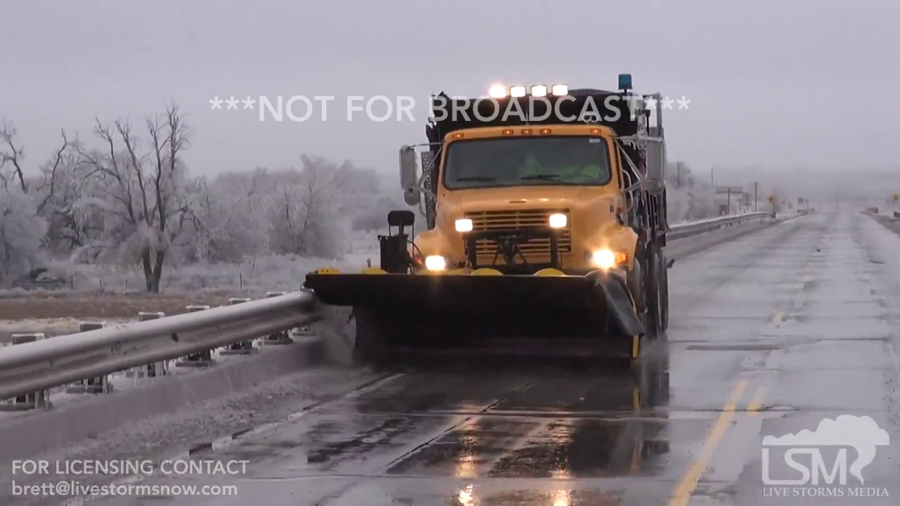 01-15-17 (4) Woodward, Ok Ice storm and freezing rain - YouTube