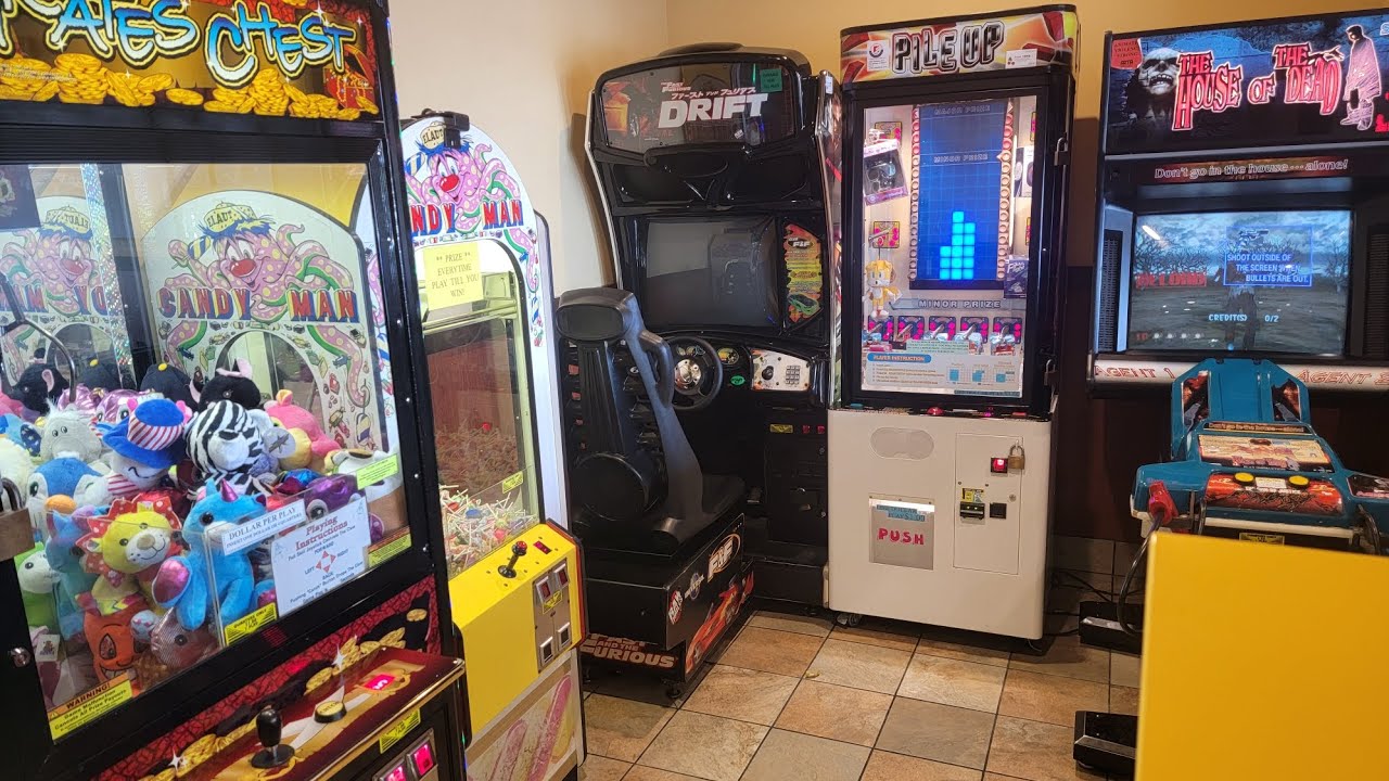 Arcade Tour Mountain Mike's Pizza Corona CA - YouTube