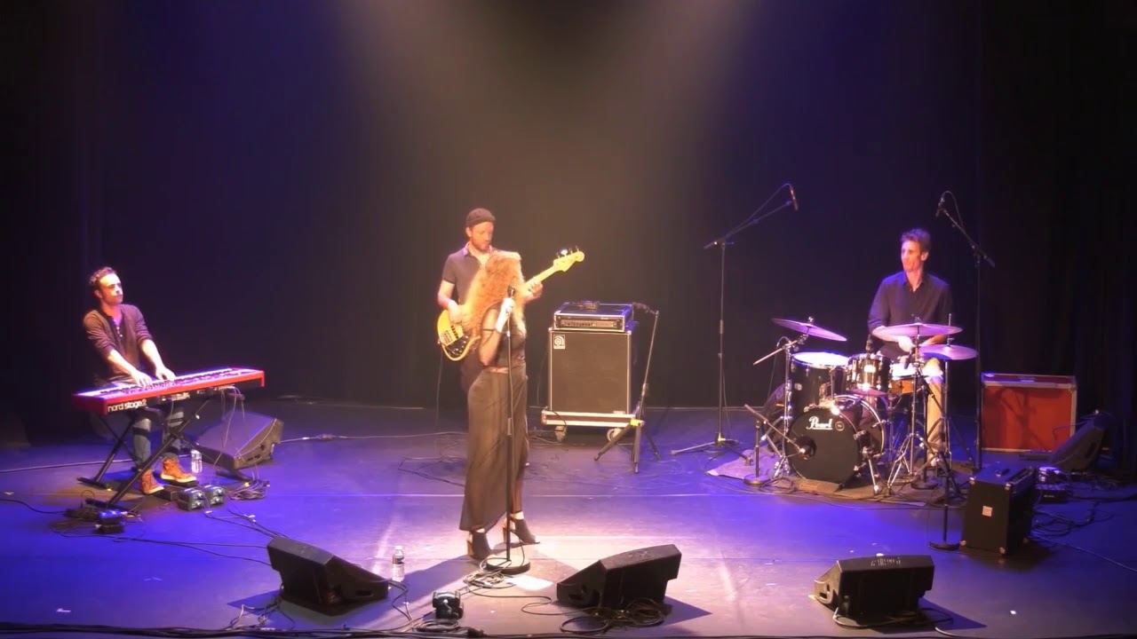 Anna Farrow - Talents Nuits du Sud - 2018 - YouTube