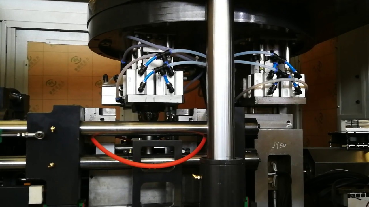 Jingye Machinery Inejection Blow Molding Machine Making PETG thick wall ...