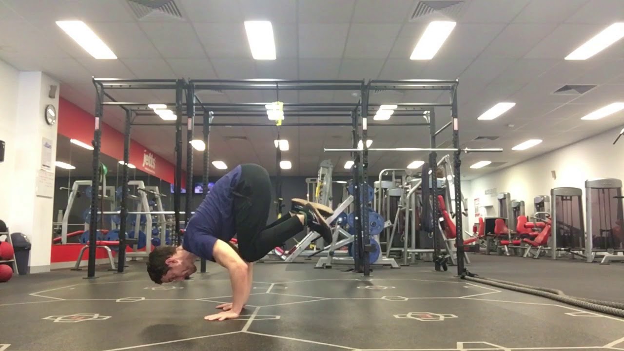 Bent arm tuck stand - YouTube
