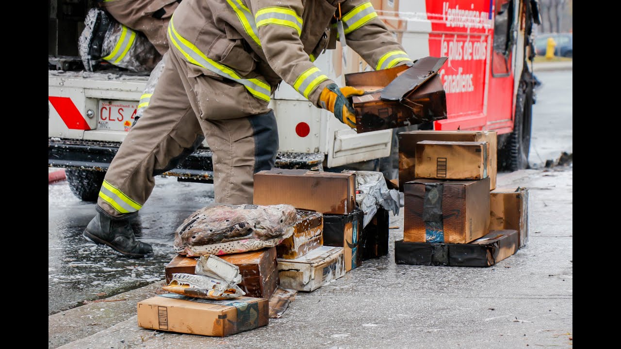 Canada Post truck destroyed by fire; Sunday, December 1, 2019 - YouTube