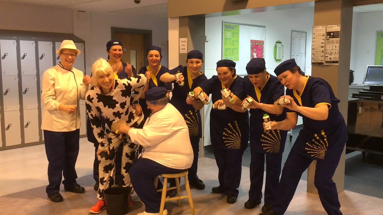 The Twelve Days of Christmas - Kinross High School - YouTube