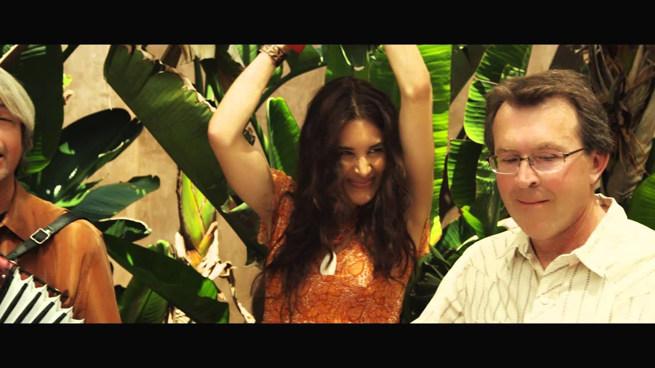 Dale LaDuke: De Los Angeles - YouTube