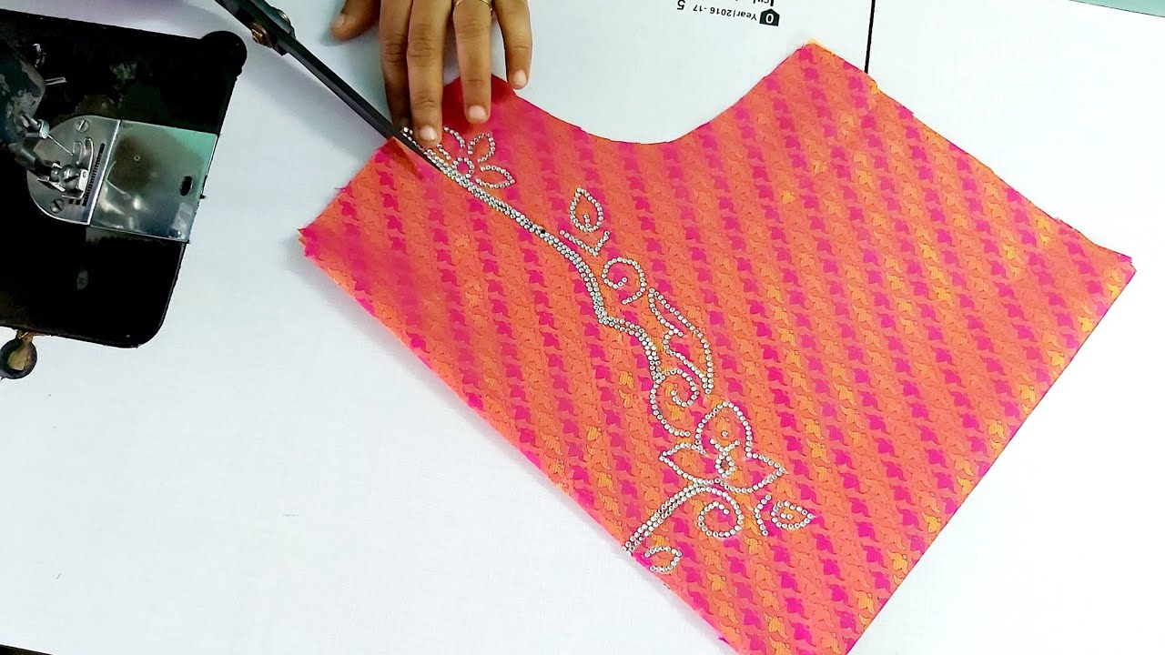 designer saree pattu blouse cutting and stitching methods - YouTube
