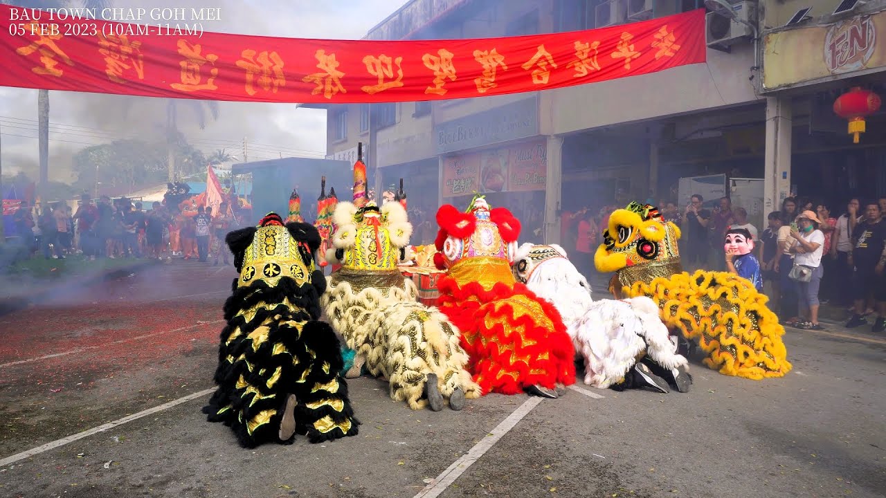 Lion Dance Parade - YouTube