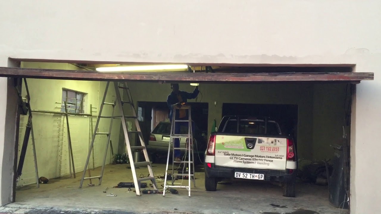 Tip up garage door - YouTube