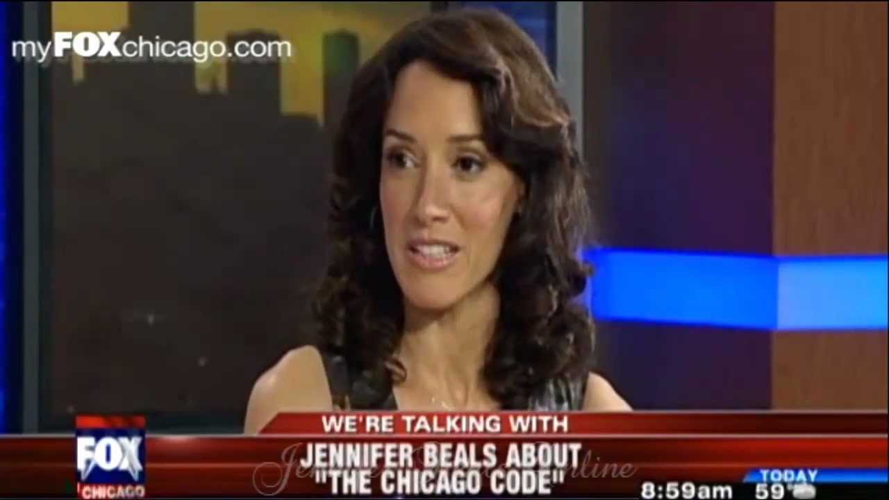Jennifer Beals - Interview: Good Day Chicago (April 11, 2011) - YouTube