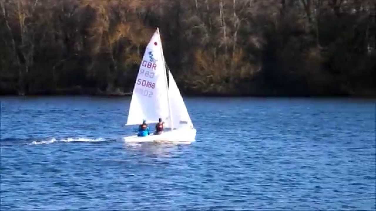 Trapezing a 420 with no harness - YouTube