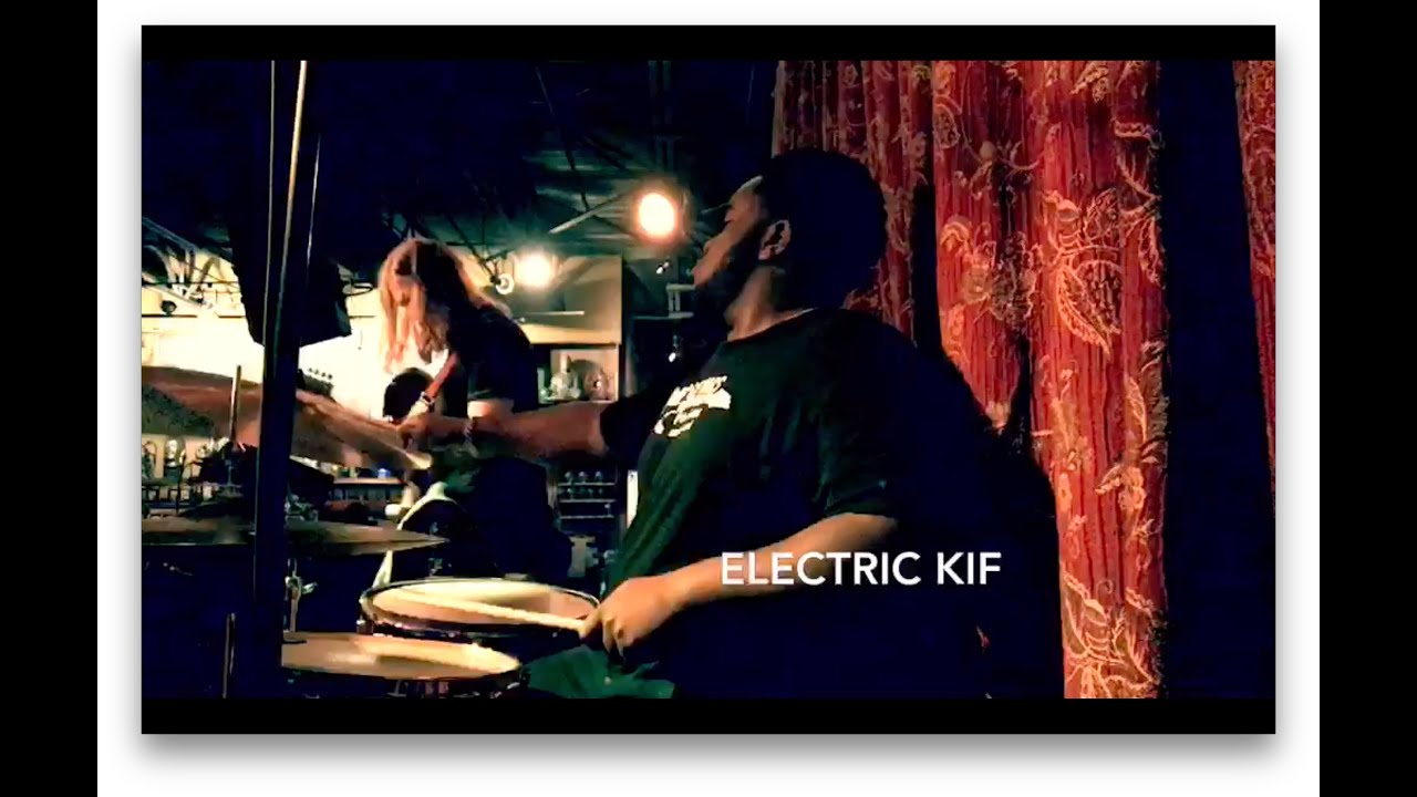 Electric Kif - "So Close" feat. David Chiverton - YouTube