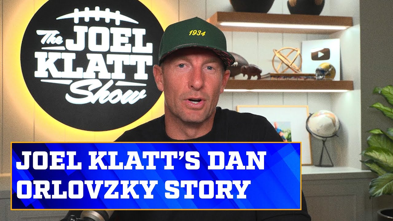 Joel Klatt shares stories with Dan Orlovsky in Lions training camp ...
