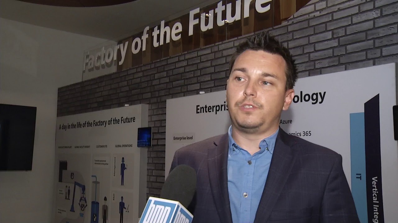 Jarosław Zarychta, Microsoft: Zmieniamy pojęcie komunikacji - YouTube