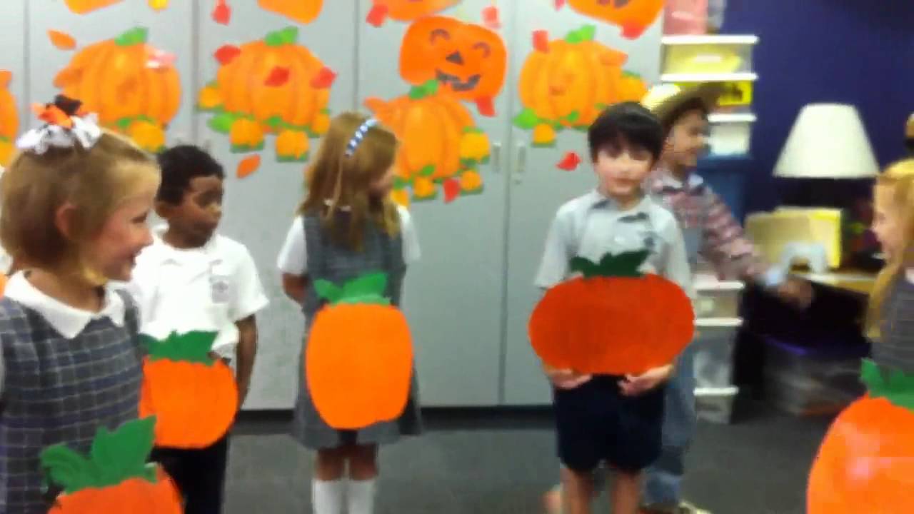 First Grade Play - The Littlest Pumpkin - YouTube