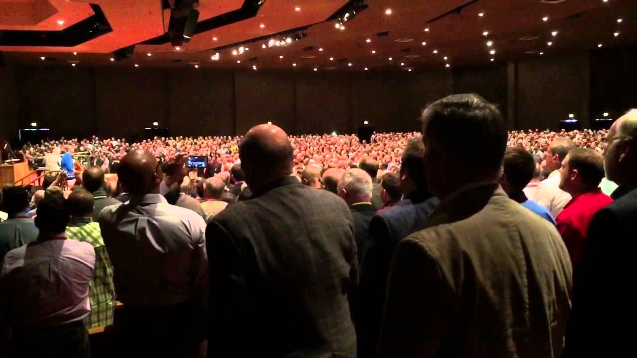 Shepherds Conference 2015 singing - YouTube