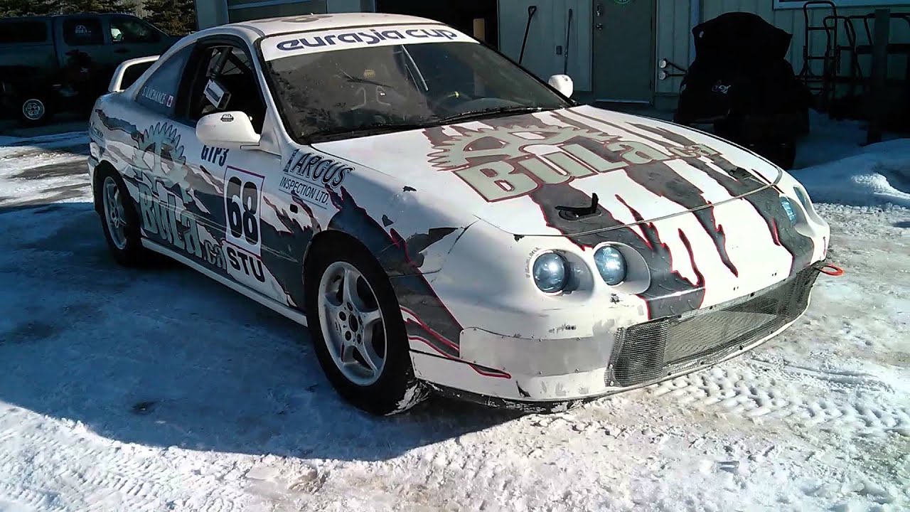 BSD Racing: 68 DC2 Acura Integra Race Car - YouTube