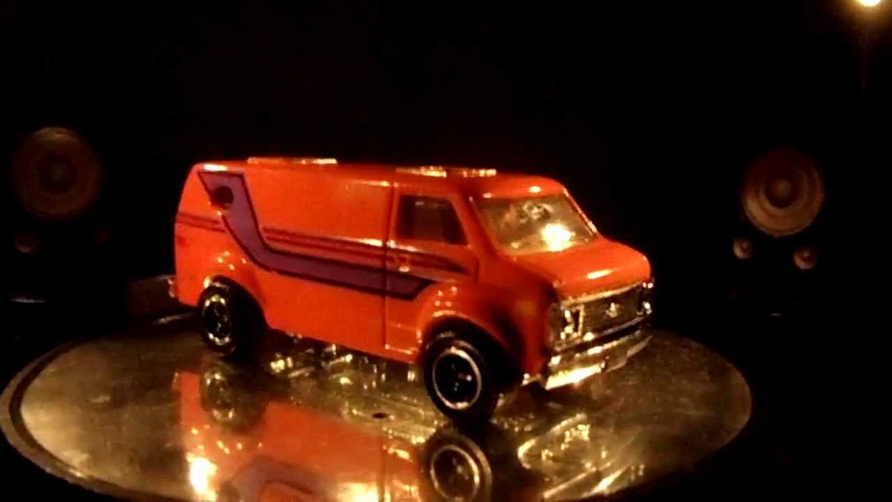 Modifiers Battery-Powered Diecast Car Display - YouTube