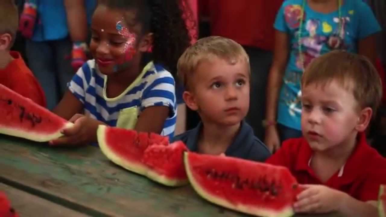 Luling Thump Watermelon Eating Contest - YouTube