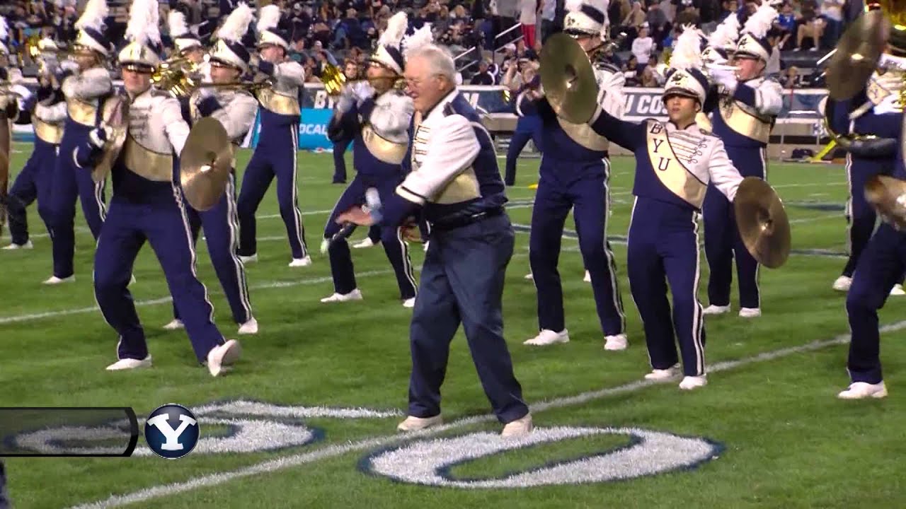 90-year old baton twirler steals show at BYU - YouTube