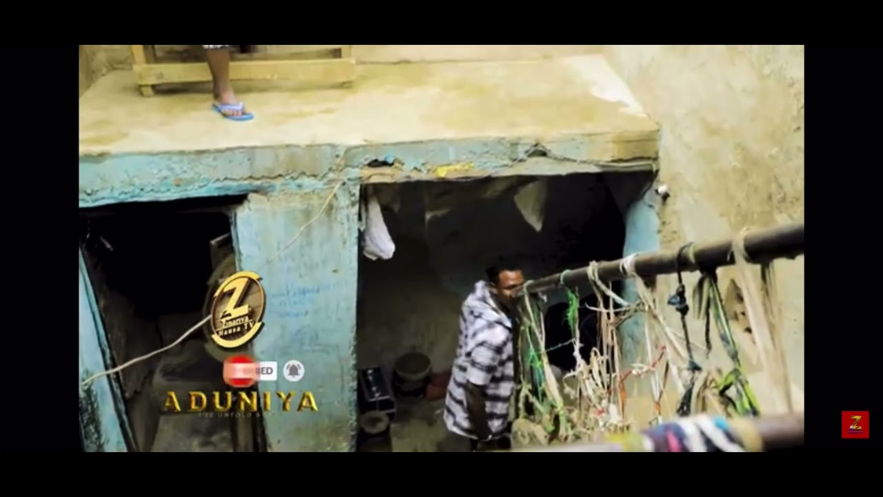 A Duniya Abale da Kanabaro ta baci - YouTube