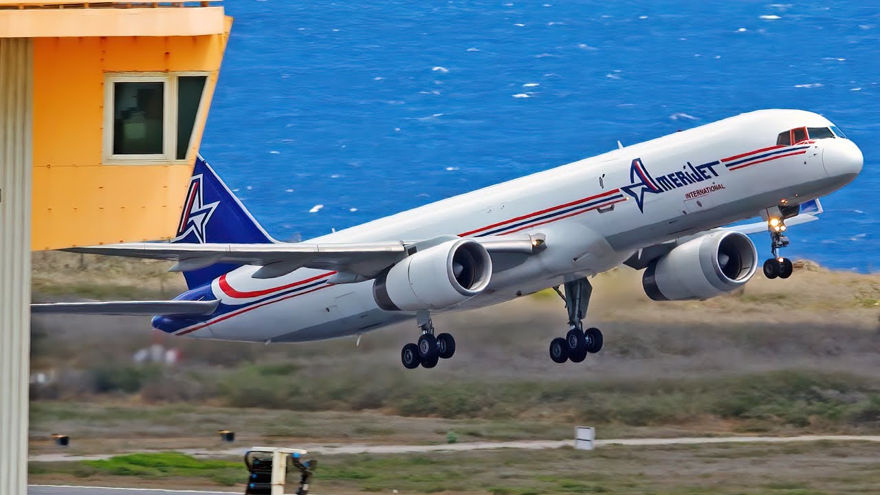 (4K) - Curacao Hato Airport - 80+ minutes of PlaneSpotting with ...