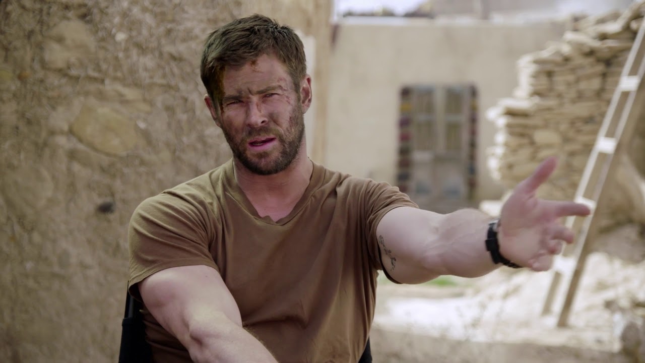 12 STRONG - Chris Hemsworth Featurette [HD] - YouTube