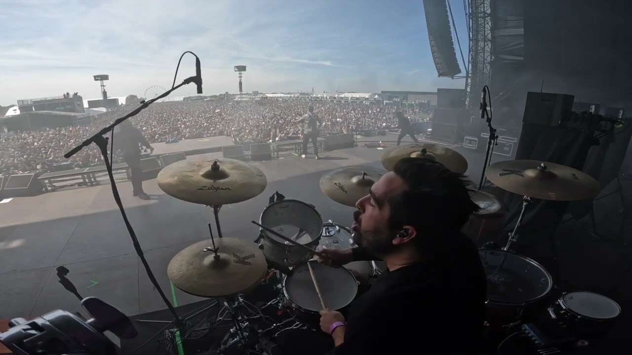 Connor Denis | Beartooth | The Lines | Live Drum Cam (Graspop) - YouTube