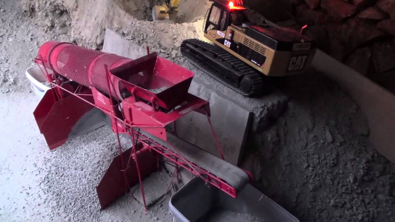 Nouveau Trommel-crible rotatif vibrant chez Gaume TP RC home made - YouTube