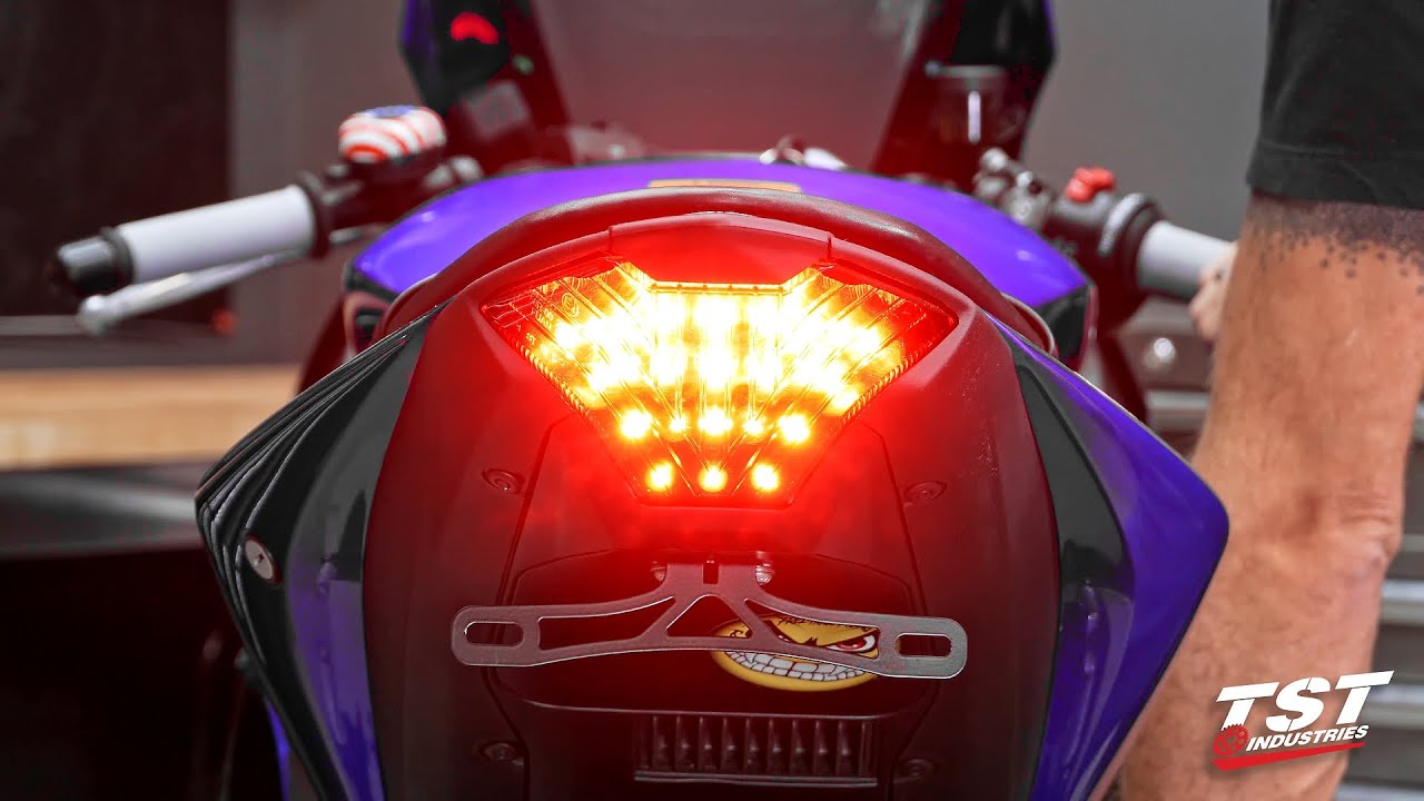How to install a Brake Light Modulator on a Yamaha R3 by TST Industries ...