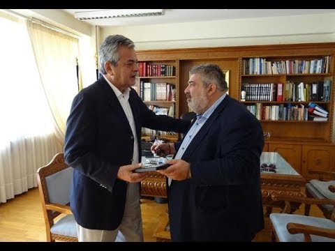 Ο ΠΑΝΑΓΙΩΤΗΣ ΠΛΑΚΕΝΤΑΣ ΠΑΡΕΔΩΣΕ ΣΤΟ ΓΡΗΓΟΡΗ ΤΣΙΟΥΜΑΡΗ ΠΑΡΑΔΟΣΗ ΠΑΡΑΛΑΒΗ ...