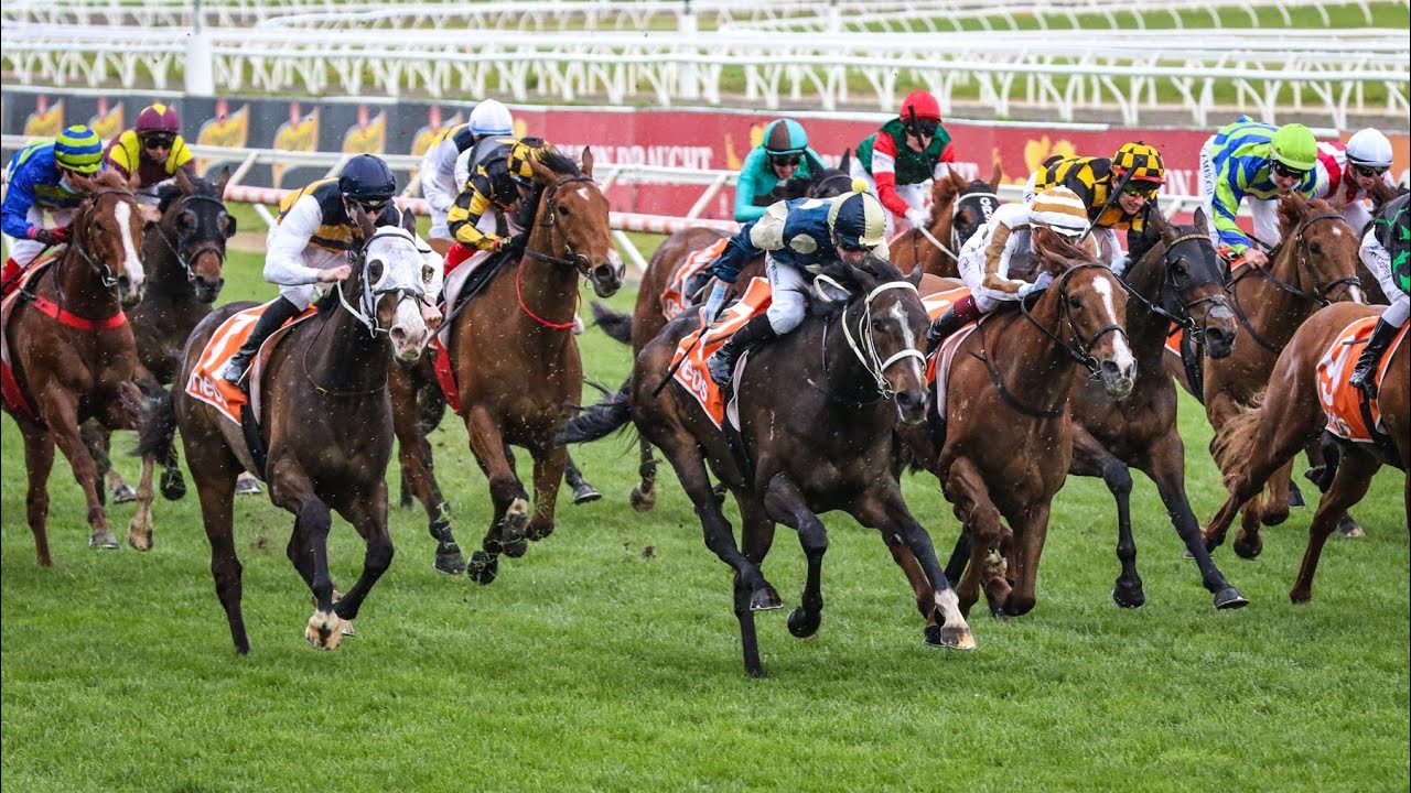 SIERRA SUE CLAIMS THE 2021 SIR RUPERT CLARKE STAKES (G1) | CAULFIELD ...
