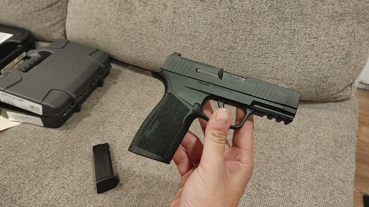 First look at a Sig 365 Macro - YouTube