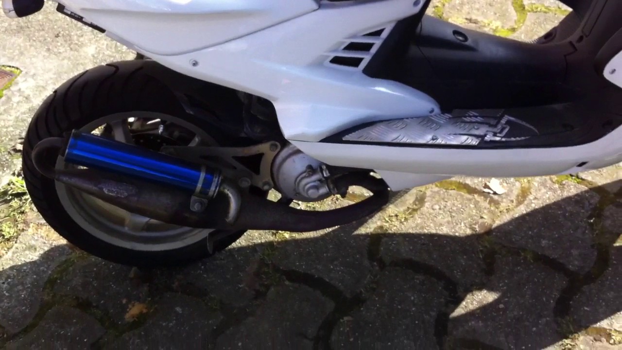 Mbk nitro 50cc - YouTube